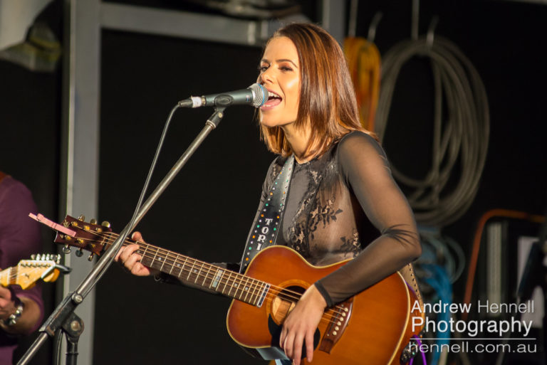 Tori Darke at the Mount Hunter Country Music Muster 2017 – AndrooPhotog